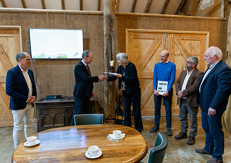 Ein­dad­vies Lief­stinghs­broek aan­ge­bo­den | Prolander